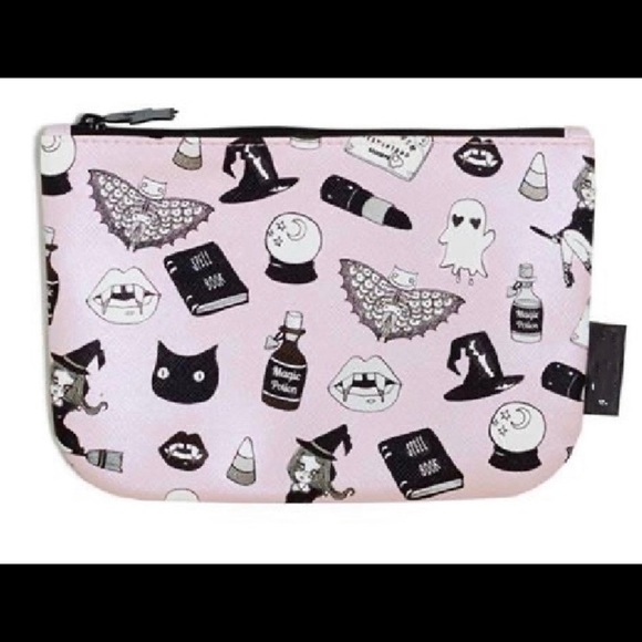 ipsy | Bags | Ipsy Halloween Edition Bag Wghost Zipper Pull | Poshmark